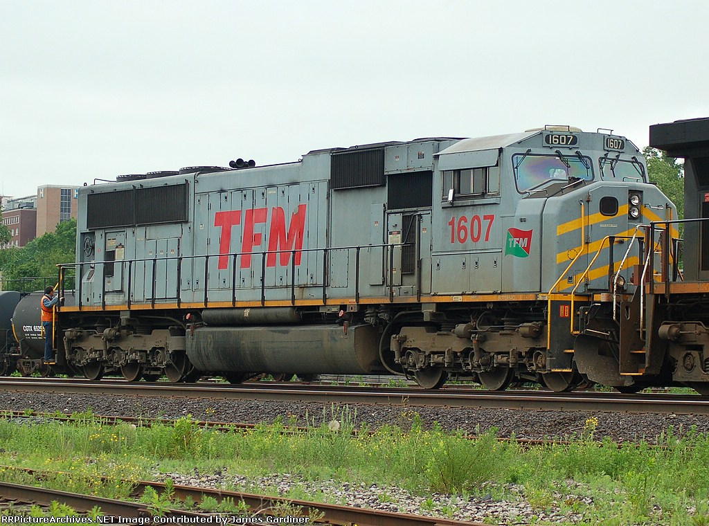 CN 394